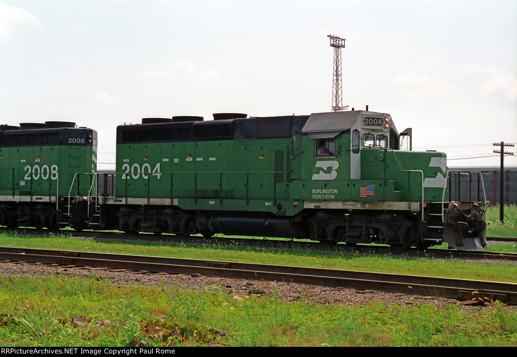 BN 2004, EMD GP20C, Geep rebuild with Caterpillar diesel engine, westbound on BN